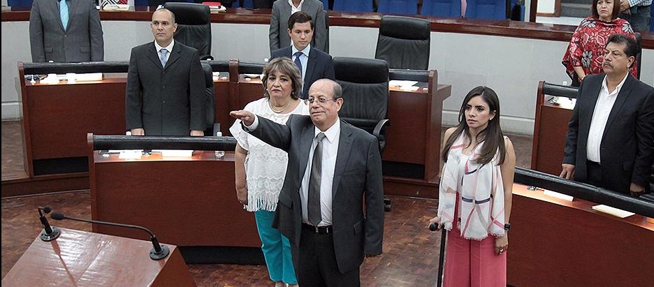 Héctor Vicente Mayorga Nuevo Titular de la Unidad de Evaluación y ...